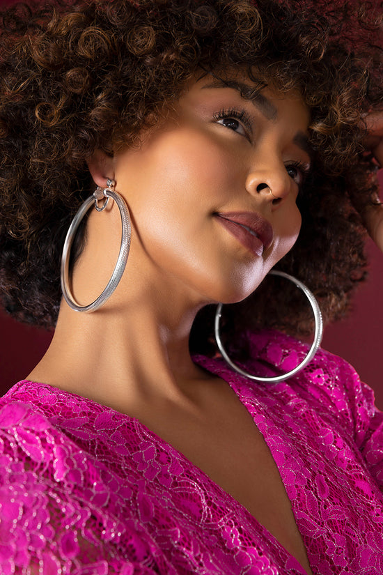 Simone I. Smith Extra Large